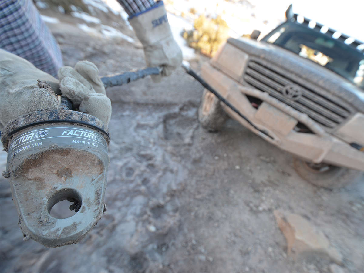 ProLink Winch Shackle Mount Assembly Blue Factor 55 > Winches > Tint ...